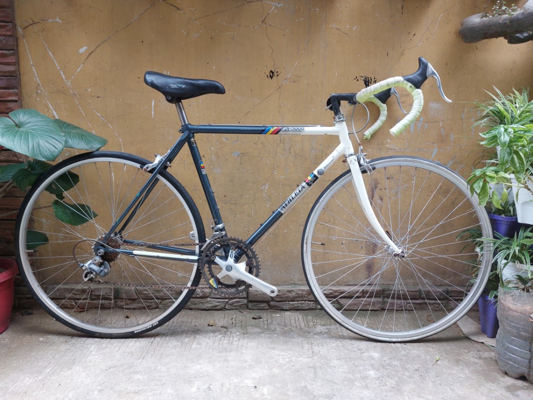 Athleta Japan Road Bike, Sports Equipment, Bicycles & Parts, Bicycles ...