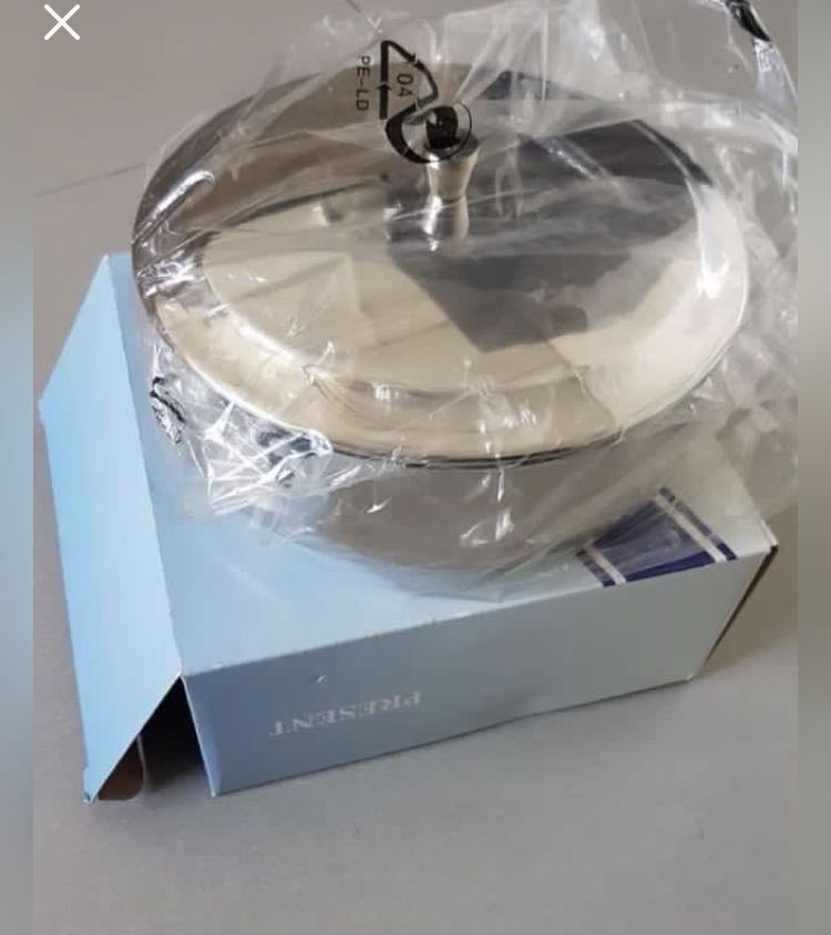 BNIB AMC 20cm stainless steel pot, TV & Home Appliances, Kitchen ...
