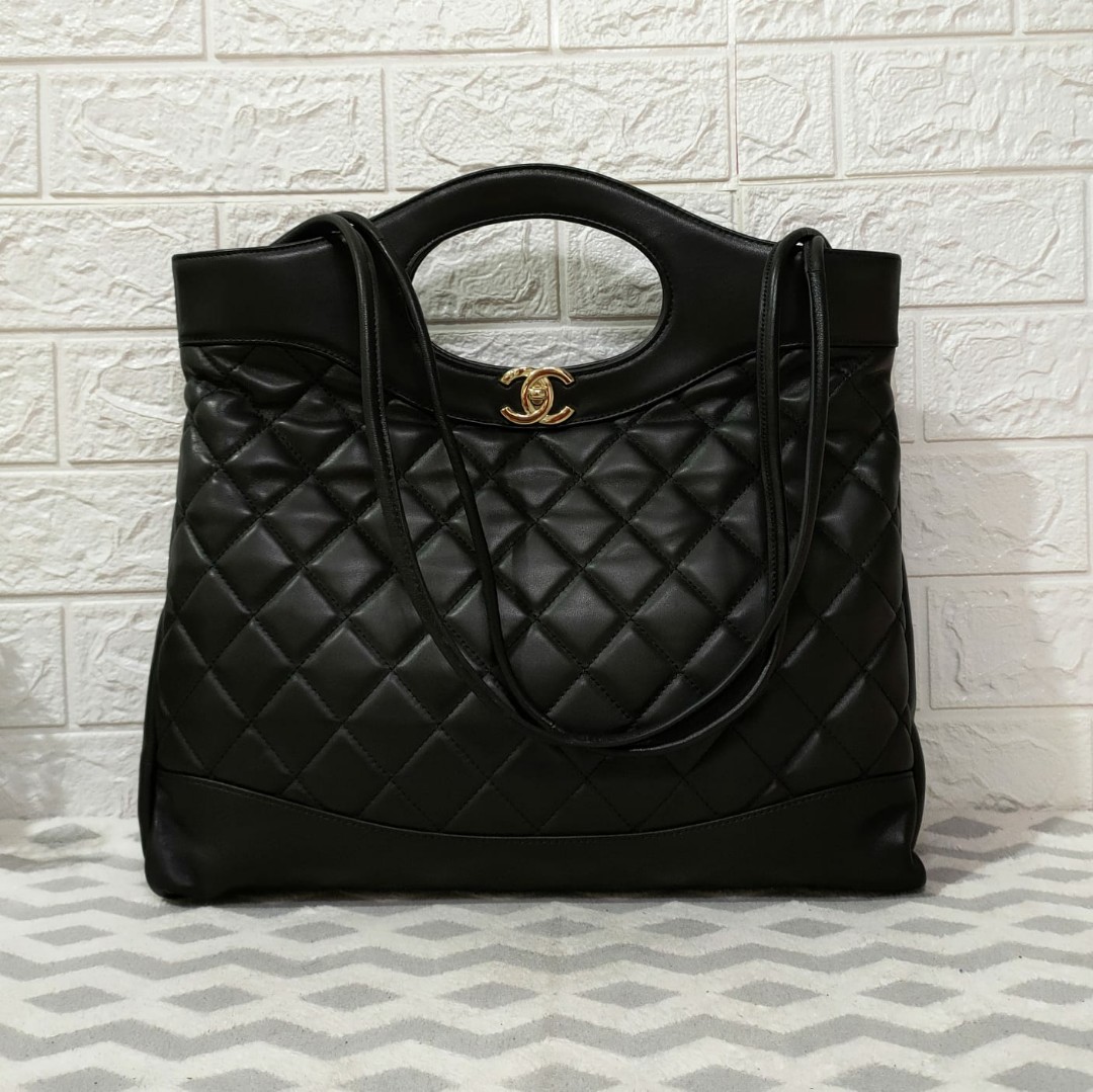 Chanel, Fesyen Wanita, Tas & Dompet di Carousell