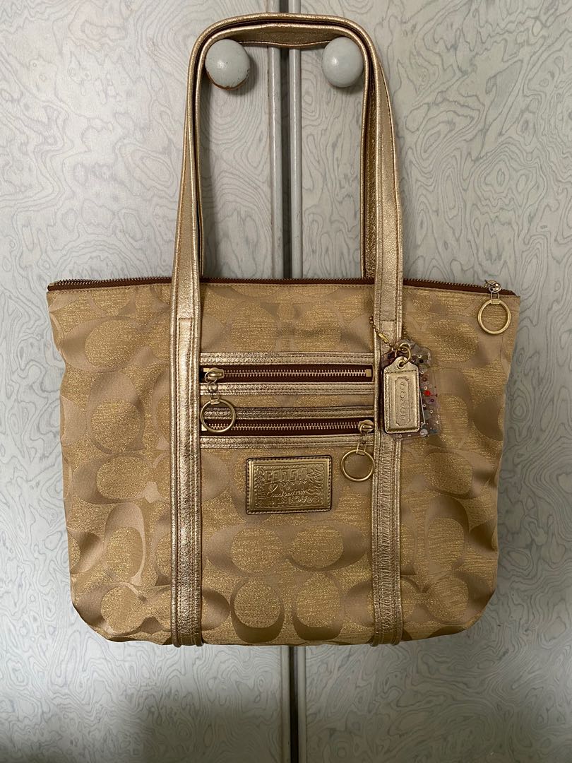 Coach poppy Moms Bag Vintage Monogram, Women's Fashion, Bags & Wallets ...