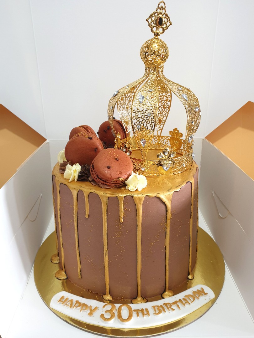 Crown Cakes, Food & Drinks, Homemade Bakes on Carousell