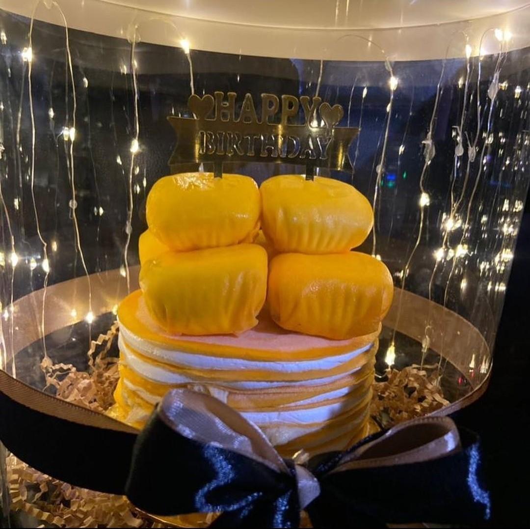 Durian Crepe Rabi BIRTHDAY EDITION, Food & Drinks, Gift Baskets ...