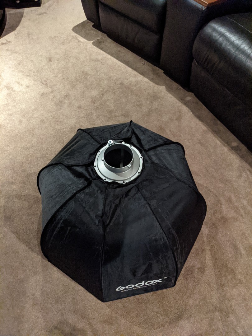 Godox light softbox diffuser 80cm octagon, Photography, Photography ...