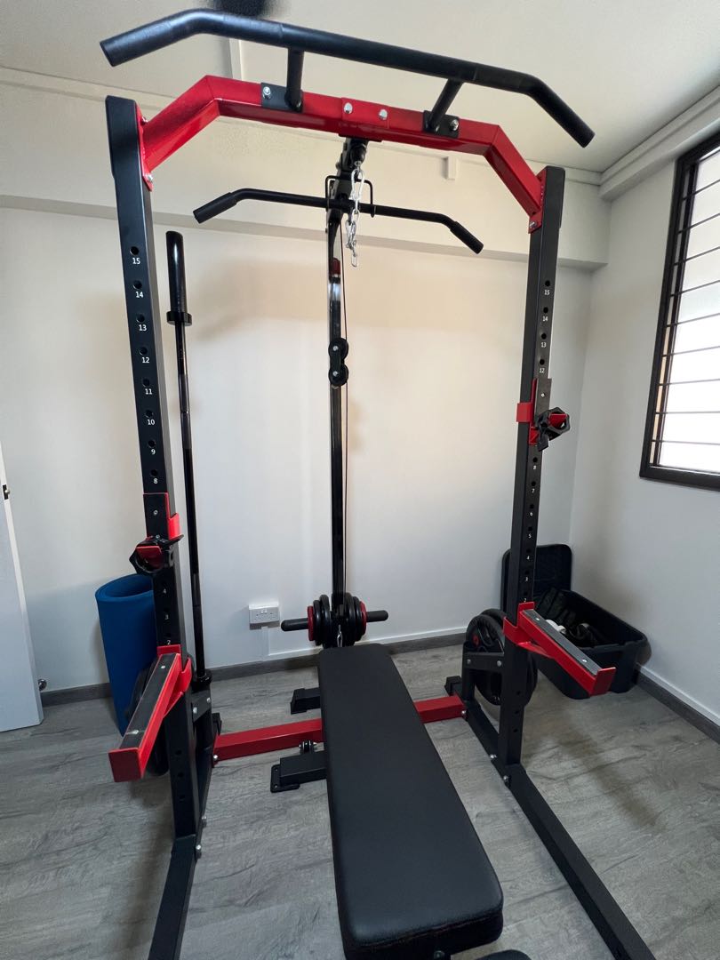 HOME GYM HALF RACK WITH LAT PULLDOWN AND WEIGHTS, Sports Equipment ...