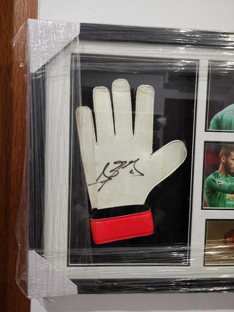 Manchester United : David De Gea Signed Autographed Glove, Hobbies ...