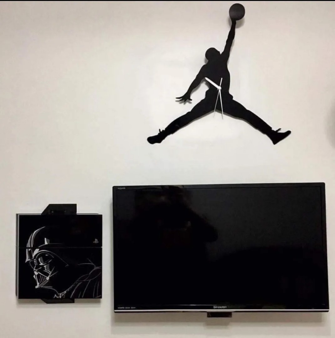 Michael Jordan Clock, Furniture & Home Living, Home Decor, Clocks on ...
