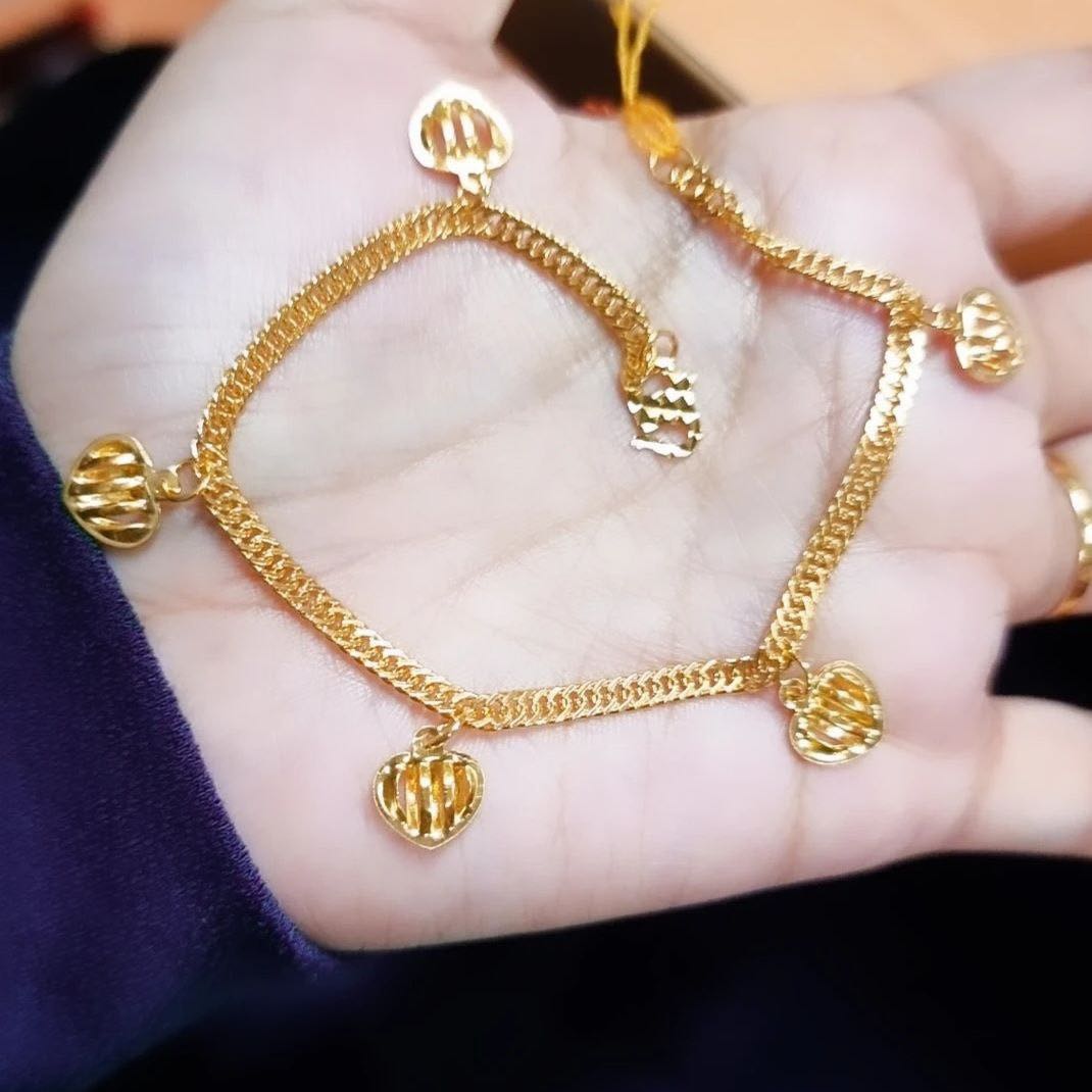 Rantai Tangan Lipan Jaring Emas 916, Women's Fashion, Jewelry ...