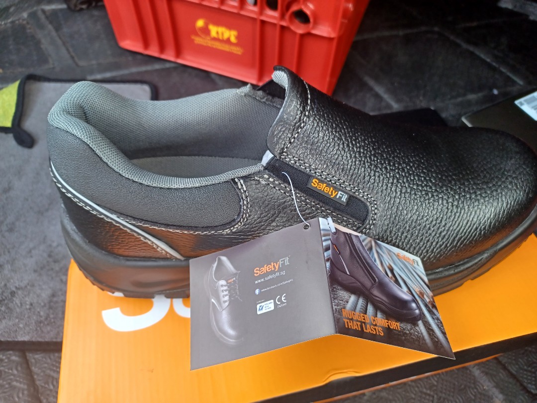 SAFETY FIT SHOE, Men's Fashion, Footwear, Boots on Carousell
