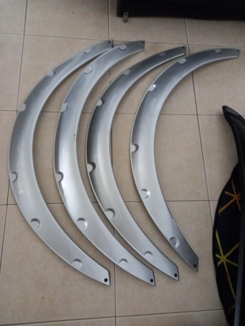 Universal fender for van, Car Accessories, Accessories on Carousell
