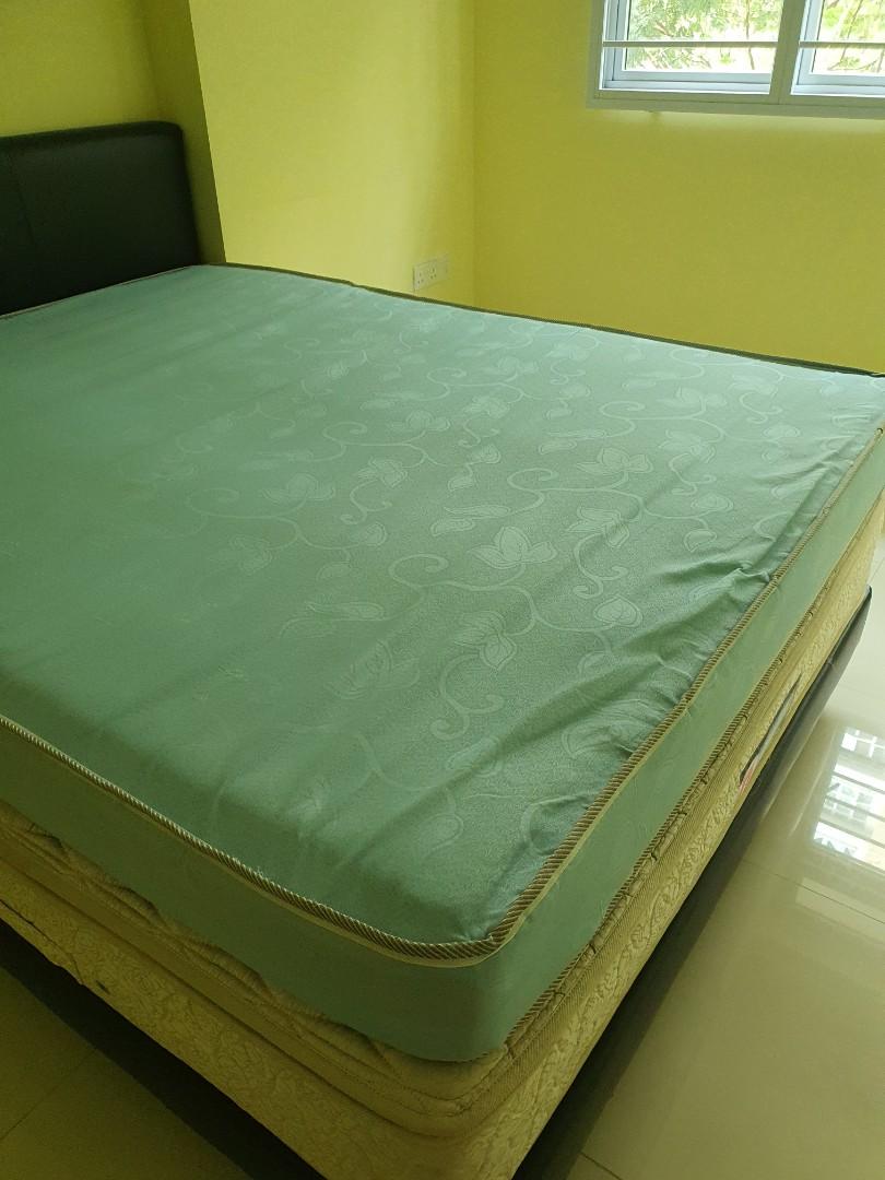 Used Queen size mattresses for sale, Furniture & Home Living, Furniture ...