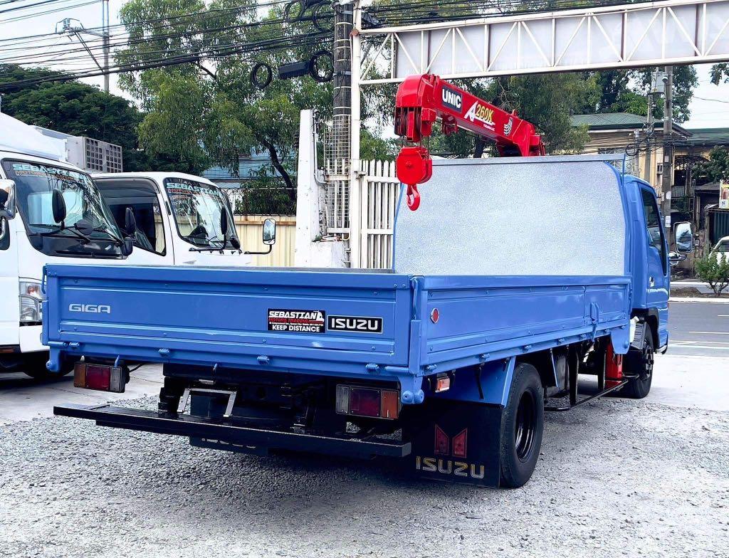 2020 Isuzu Elf Self-Loading with Unic Boom Crane 3-Section 2.6T 4HG1 In ...