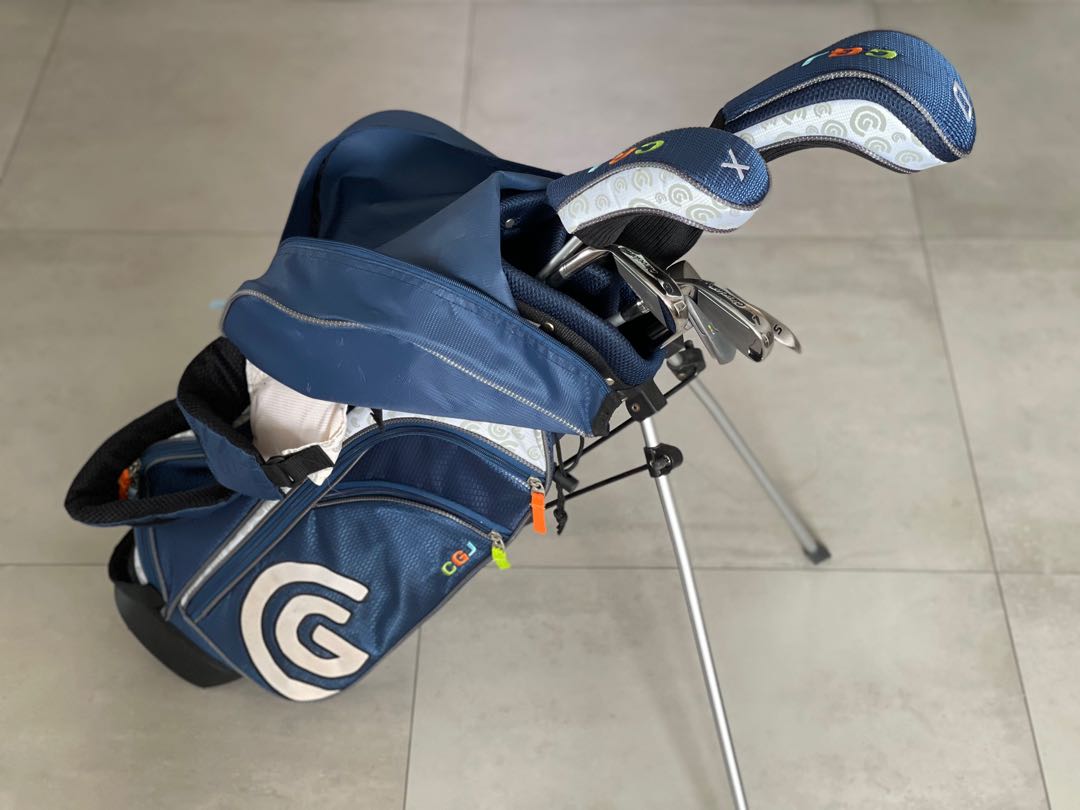 Cleveland junior set, Sports Equipment, Sports & Games, Golf on Carousell