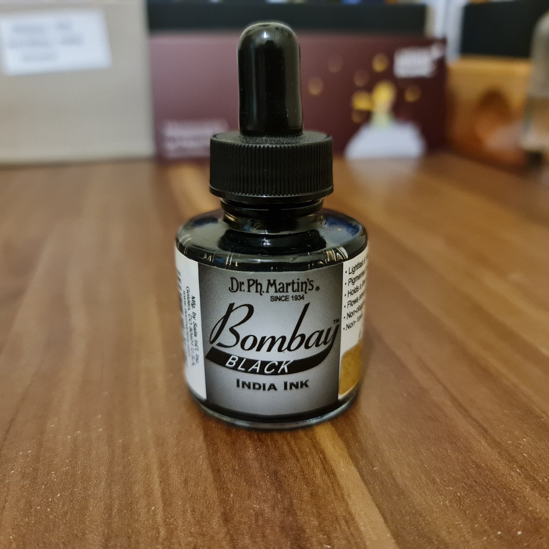 Dr ph martins Bombay Ink Calligraphy Tinta Black, Desain & Kerajinan ...