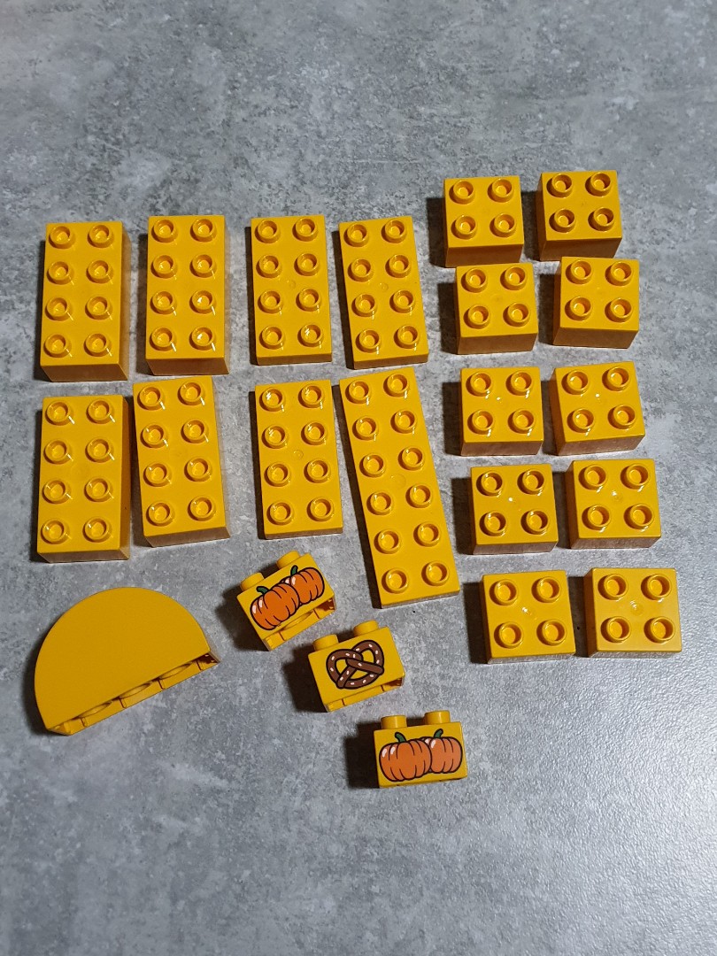 Duplo blocks for young kids, Hobbies & Toys, Toys & Games on Carousell