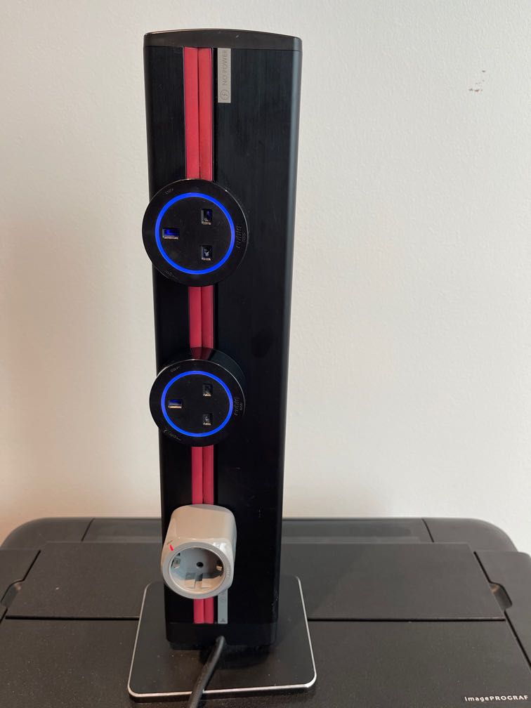 Eubiq TT.M Power Track with 3 Eubiq sockets Plus free additional Eubiq ...