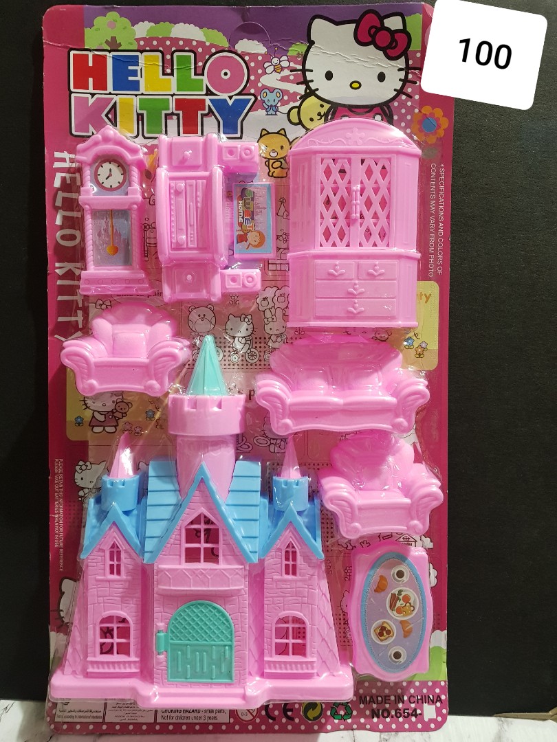 Hello Kitty Castle, Hobbies & Toys, Toys & Games on Carousell