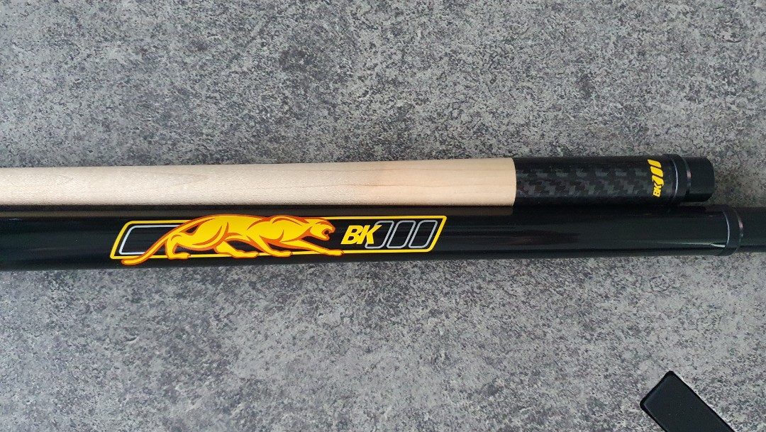Predator bk3 break cue, Sports Equipment, Sports & Games, Billiards & Bowling on Carousell