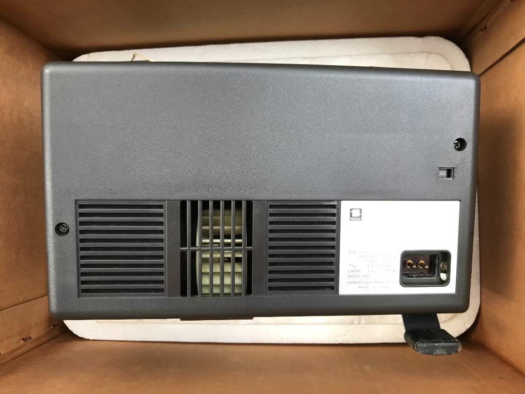 SANKYO Dualux 2000H Super 8 Regular 8mm Film Cinematic Projector Japan, TV & Home Appliances, TV ...