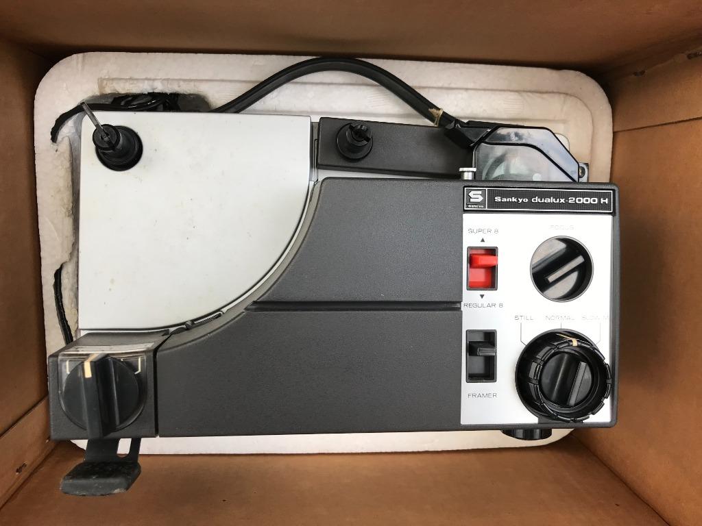 SANKYO Dualux 2000H Super 8 Regular 8mm Film Cinematic Projector Japan, TV & Home Appliances, TV ...