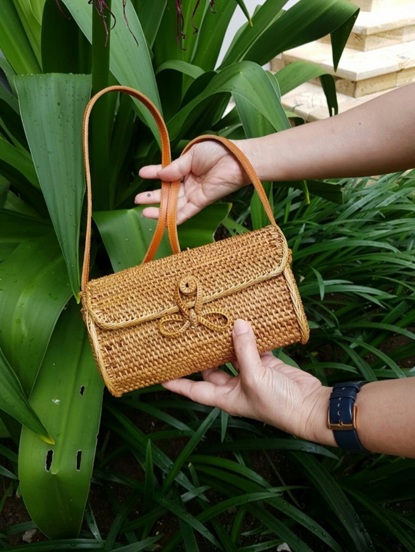 Wallet-shaped Balinese Rattan Bag, Women's Fashion, Bags & Wallets ...
