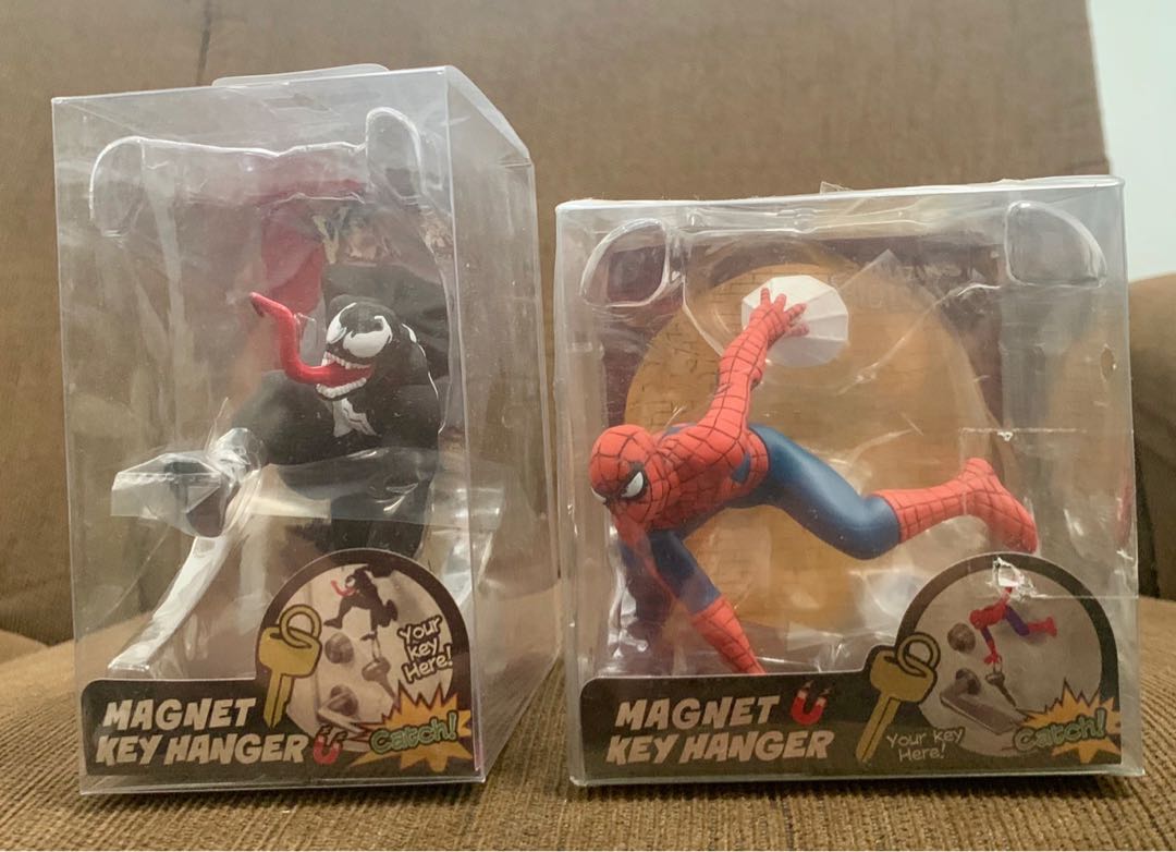 2pc set Spider-Man and Venom Magnet Key Hanger, Key Holder, Hobbies ...