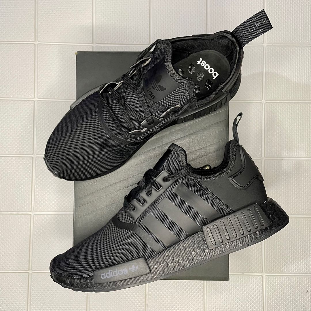 Adidas NMD R1 FV9015 - Triple Black - Original Brandnew, Men's Fashion ...