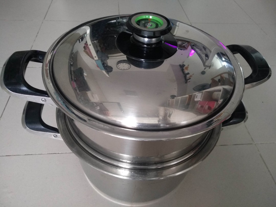 AMC Pot with Steamer, Furniture & Home Living, Kitchenware & Tableware ...