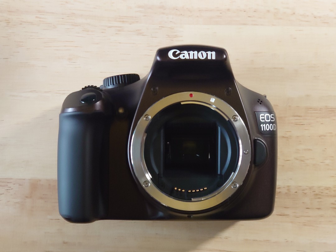 Canon 1100d body, Photography, Cameras on Carousell