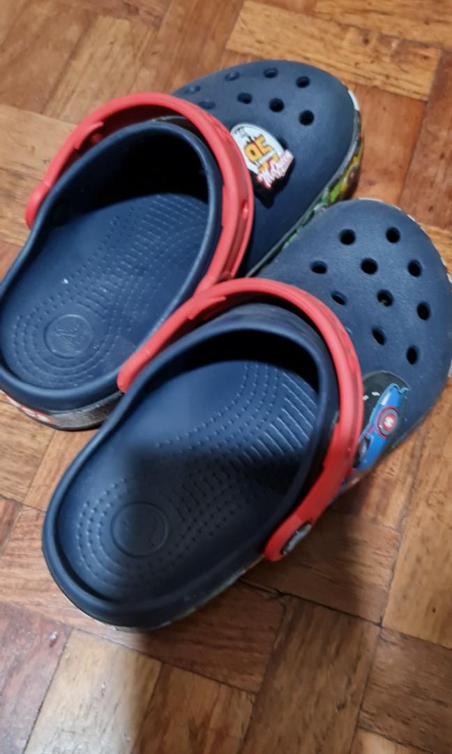 CROCS race car (light up) C13, Men's Fashion, Footwear, Slippers ...