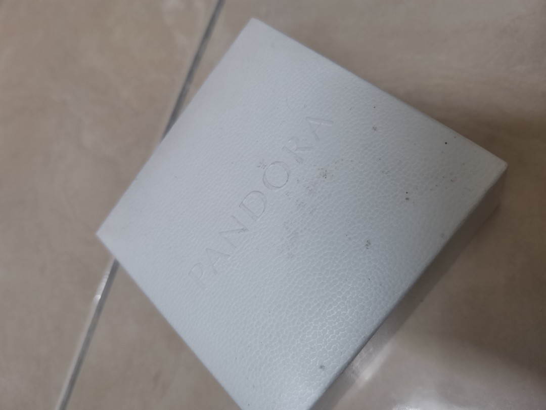 Empty Pandora bracelet box, Women's Fashion, Jewelry & Organisers ...