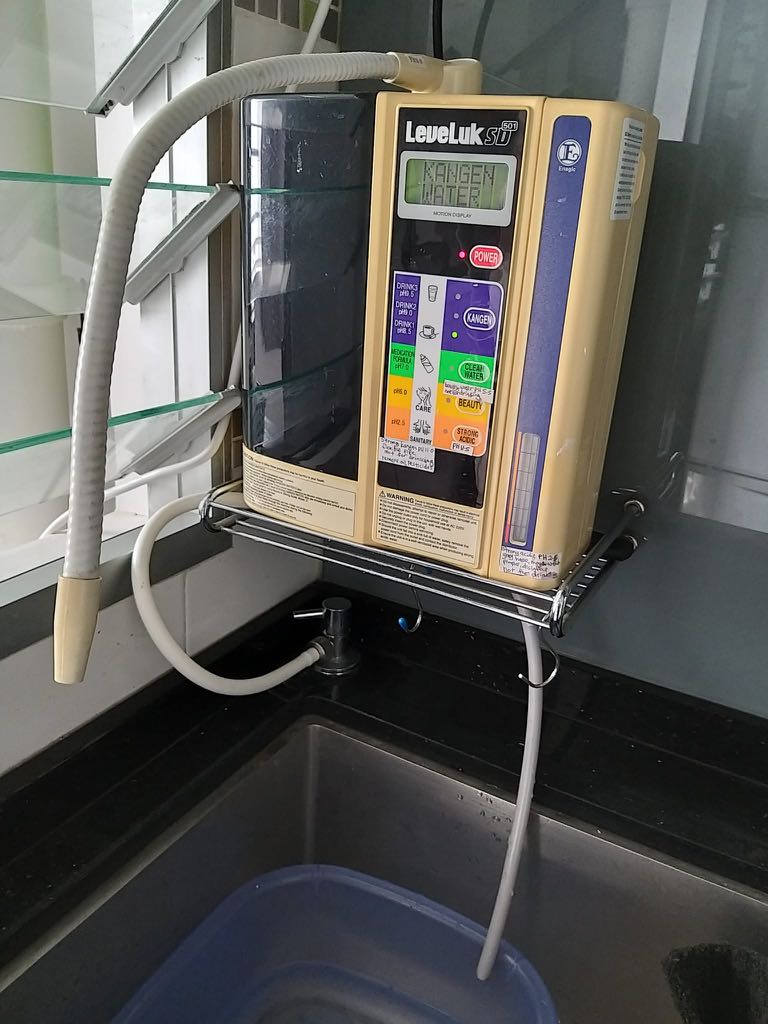 Enagic Kangen SD501, TV & Home Appliances, Kitchen Appliances, Water ...