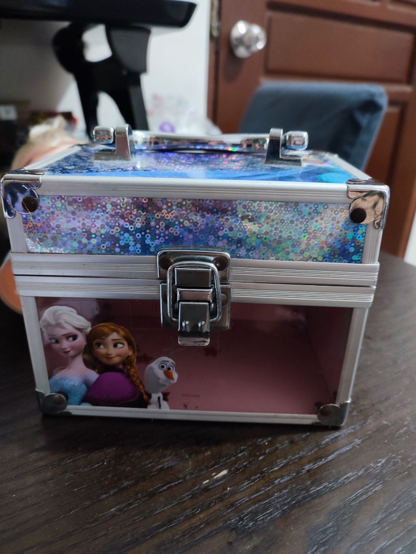 Frozen Treasure Box, Hobbies & Toys, Toys & Games on Carousell