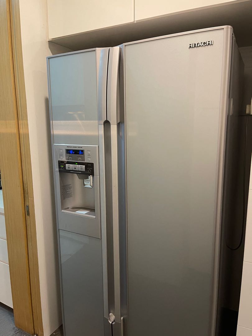 Hitachi two-door fridge with water dispenser, TV & Home Appliances ...