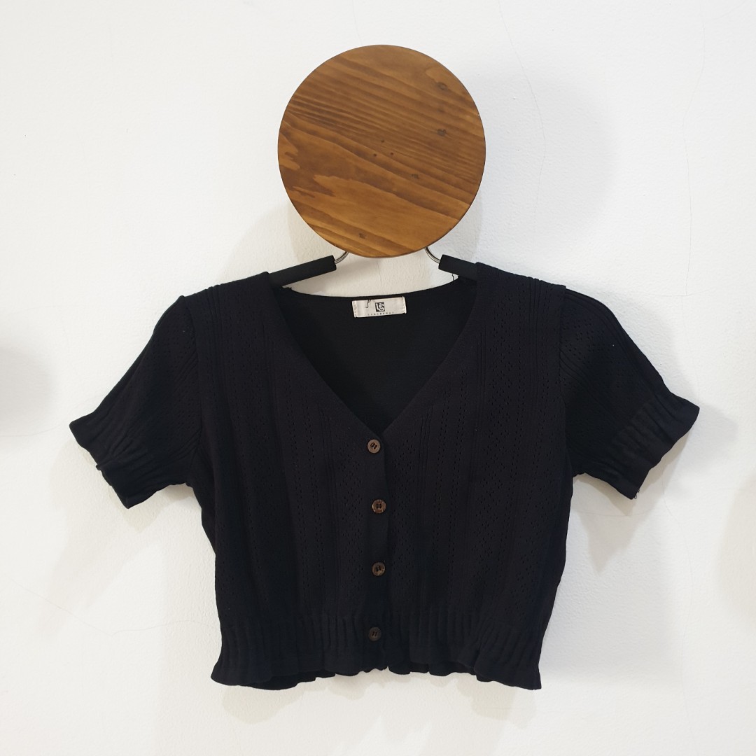 Korean Knit crop top, Fesyen Wanita, Pakaian Wanita, Atasan di Carousell