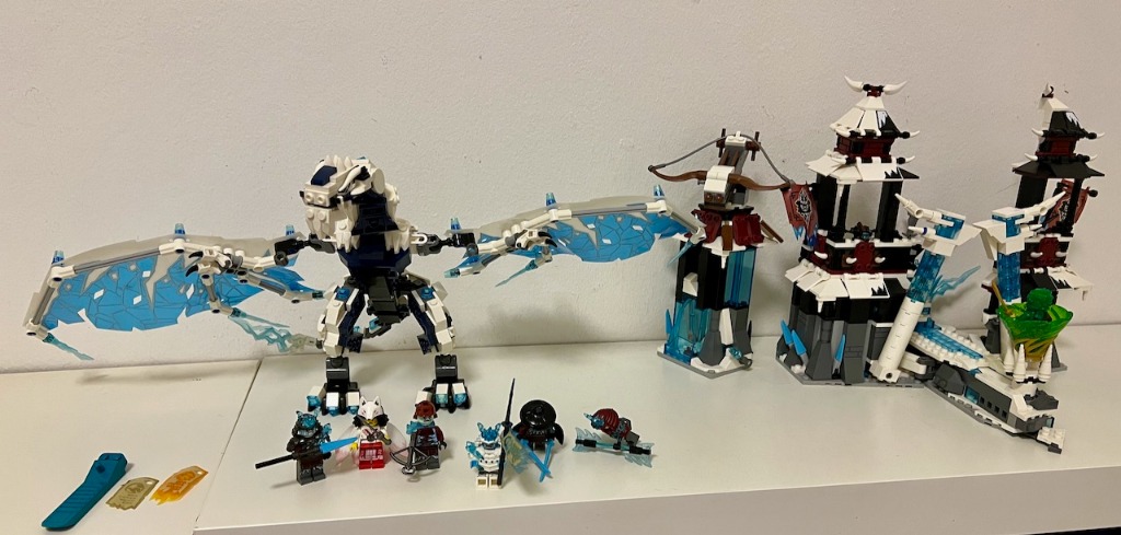 LEGO Ninjago - Castle of the Forsaken Emperor 70678, Hobbies & Toys ...