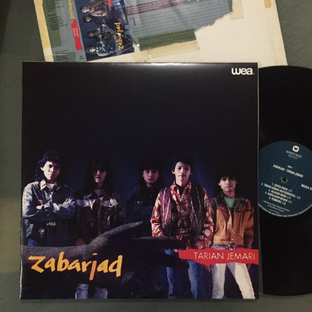 Lp - Zabarjad (Tarian Jemari), Hobbies & Toys, Music & Media, CDs ...