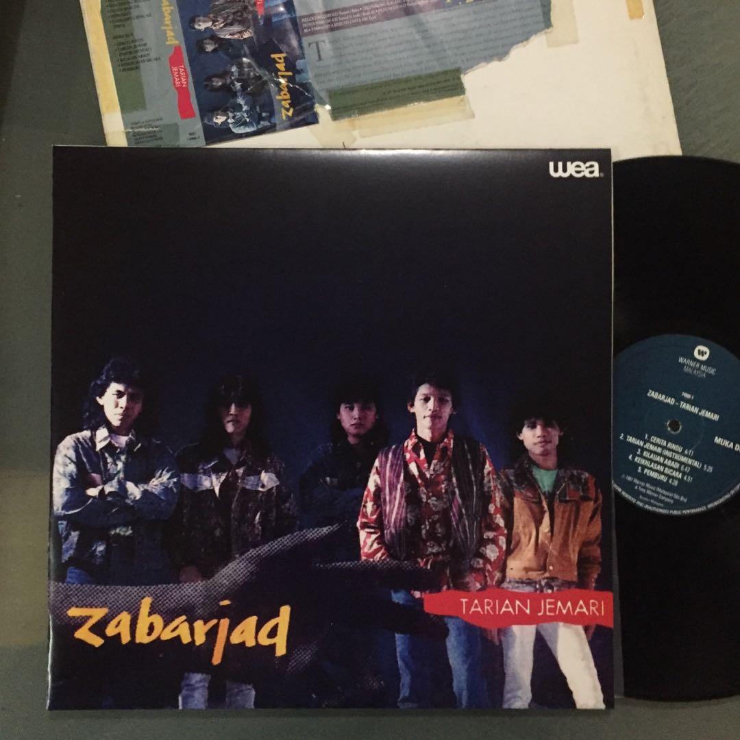 Lp - Zabarjad (Tarian Jemari), Hobbies & Toys, Music & Media, CDs ...