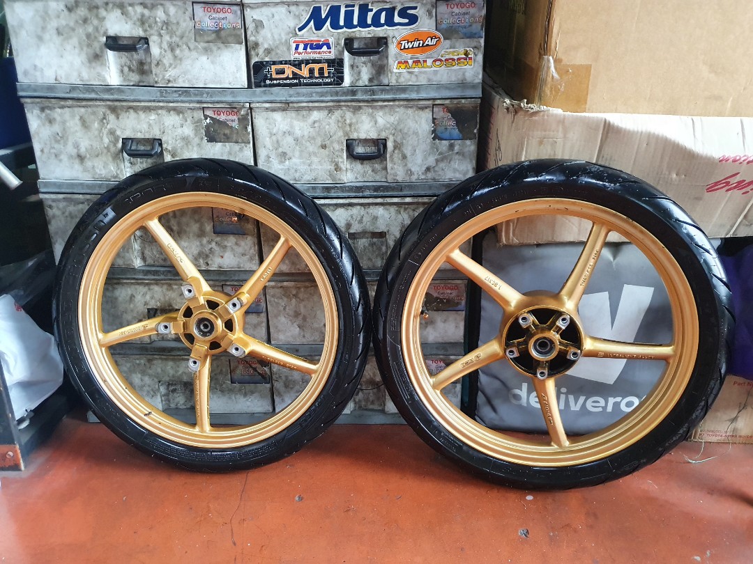 Sniper Y15 rcb rim set with tyres, Motorcycles, Motorcycle Accessories ...