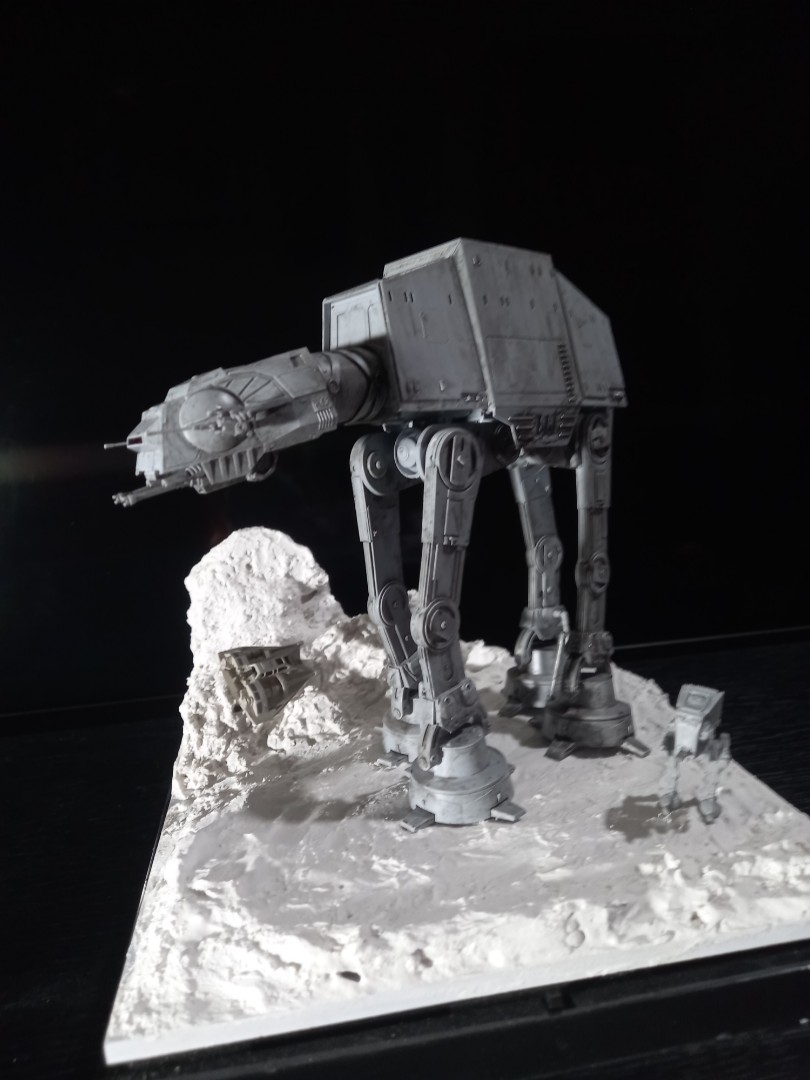 Star wars Imperial At-At Walker Bandai 1/144 Scale Starwars Hasbro ...