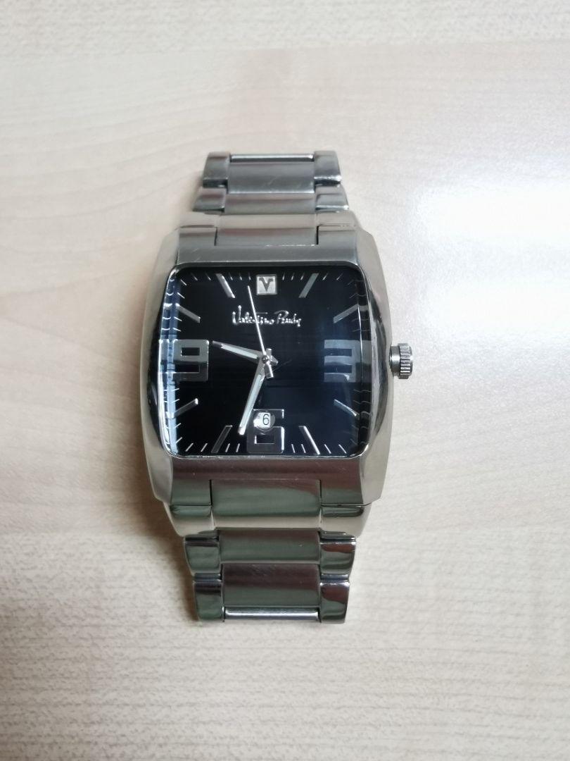 Valentino Rudy style watch, Men's Fashion, Watches & Accessories ...