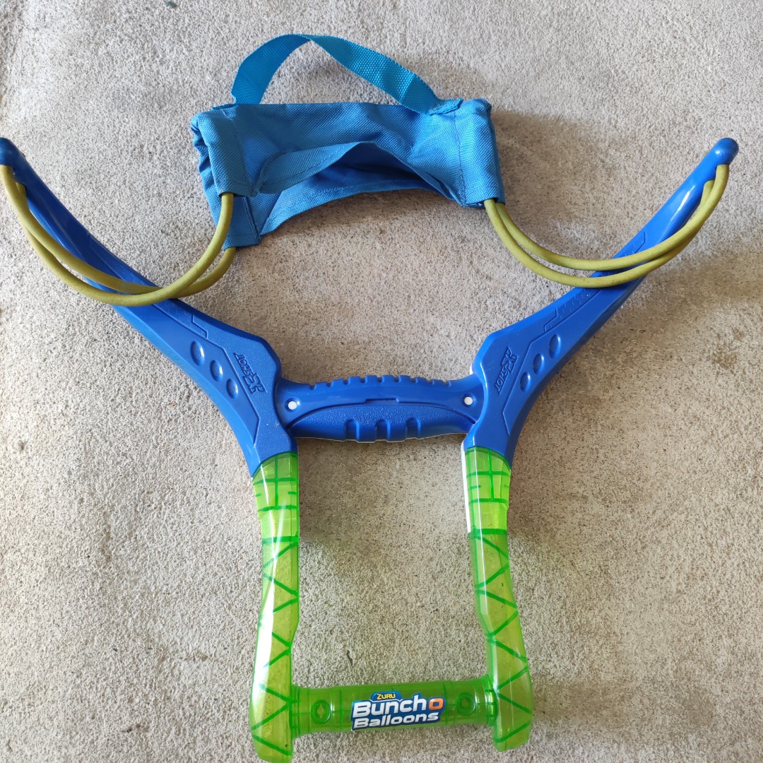 Balloon Sling Shot by Zuru, Hobbies & Toys, Toys & Games on Carousell