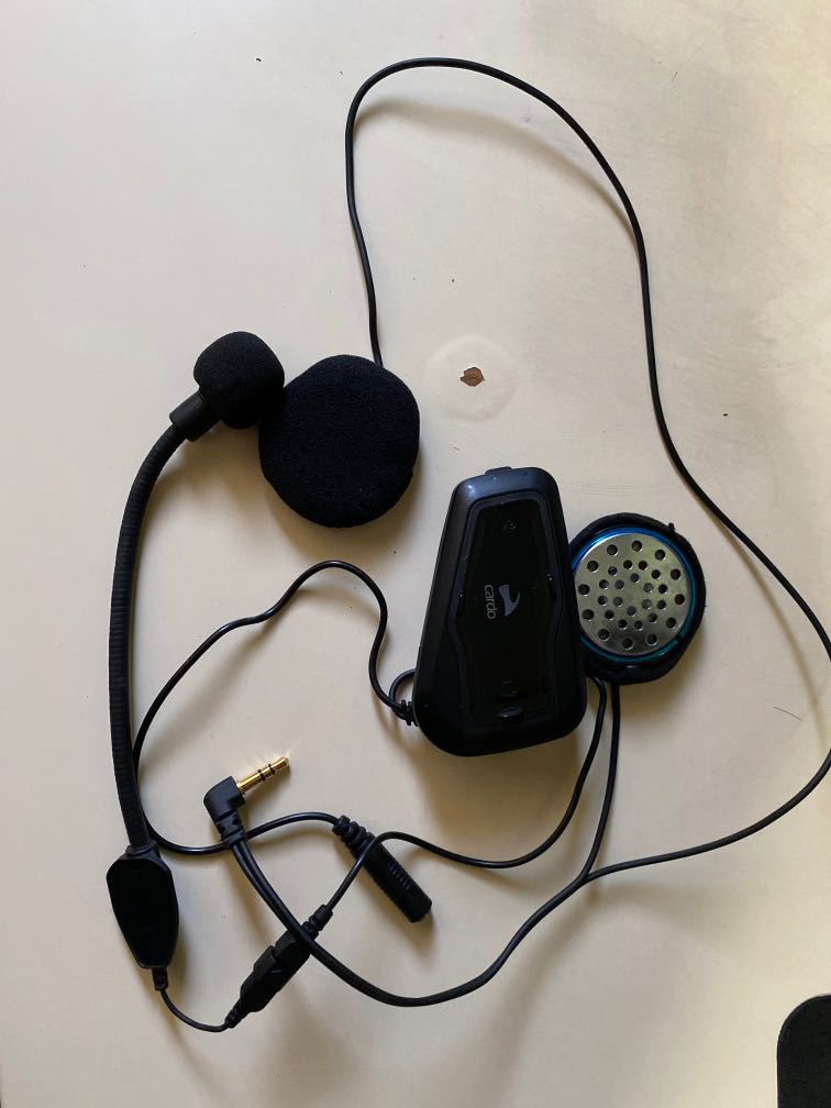 Cardo freecom 1 +, Motorcycles, Motorcycle Accessories on Carousell