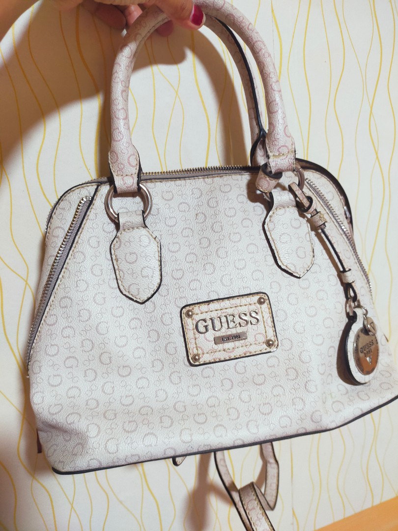 Original 2 way guess bag, Women's Fashion, Bags & Wallets on Carousell