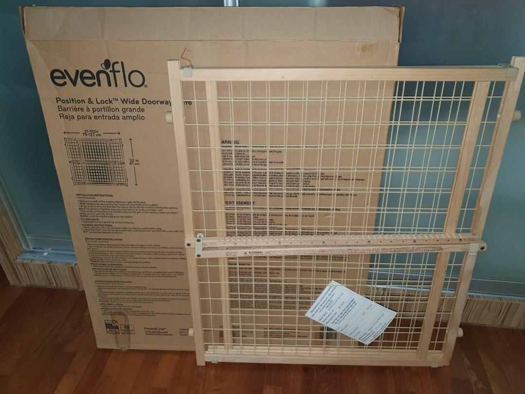 Safety gate baby/pet Evenflo BNIB, Babies & Kids, Baby Nursery & Kids ...