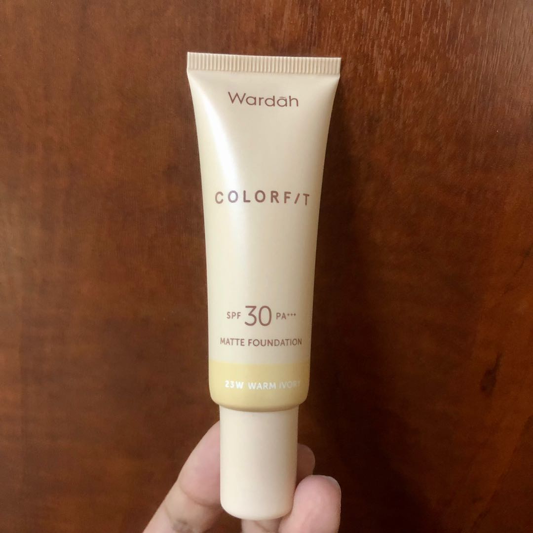 Wardah Colorfit Matte Foundation, Beauty & Personal Care, Face, Makeup ...