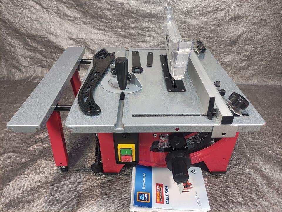 Workzone 1200W Table Saw, Commercial & Industrial, Construction Tools ...