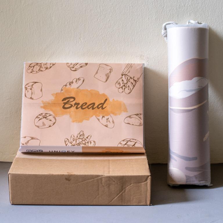 [BNIB] GMK Bread Basic Keycaps + GMK Bread deskmat, Computers & Tech ...