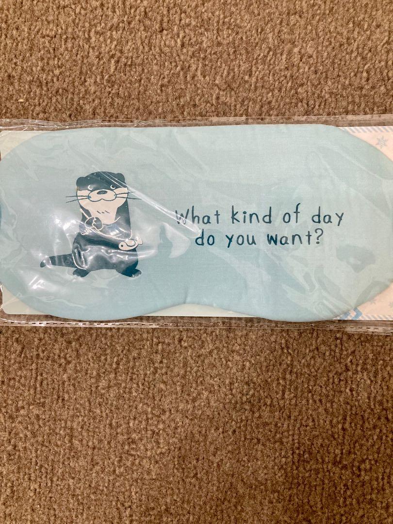 DAISO COOL EYE MASK, Beauty & Personal Care, Face, Face Care on Carousell