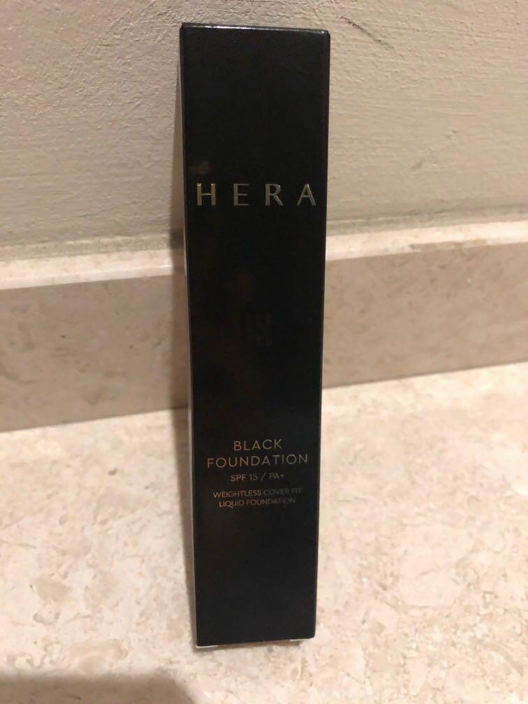 HERA Black Foundation [21N1 Vanilla], Beauty & Personal Care, Face ...