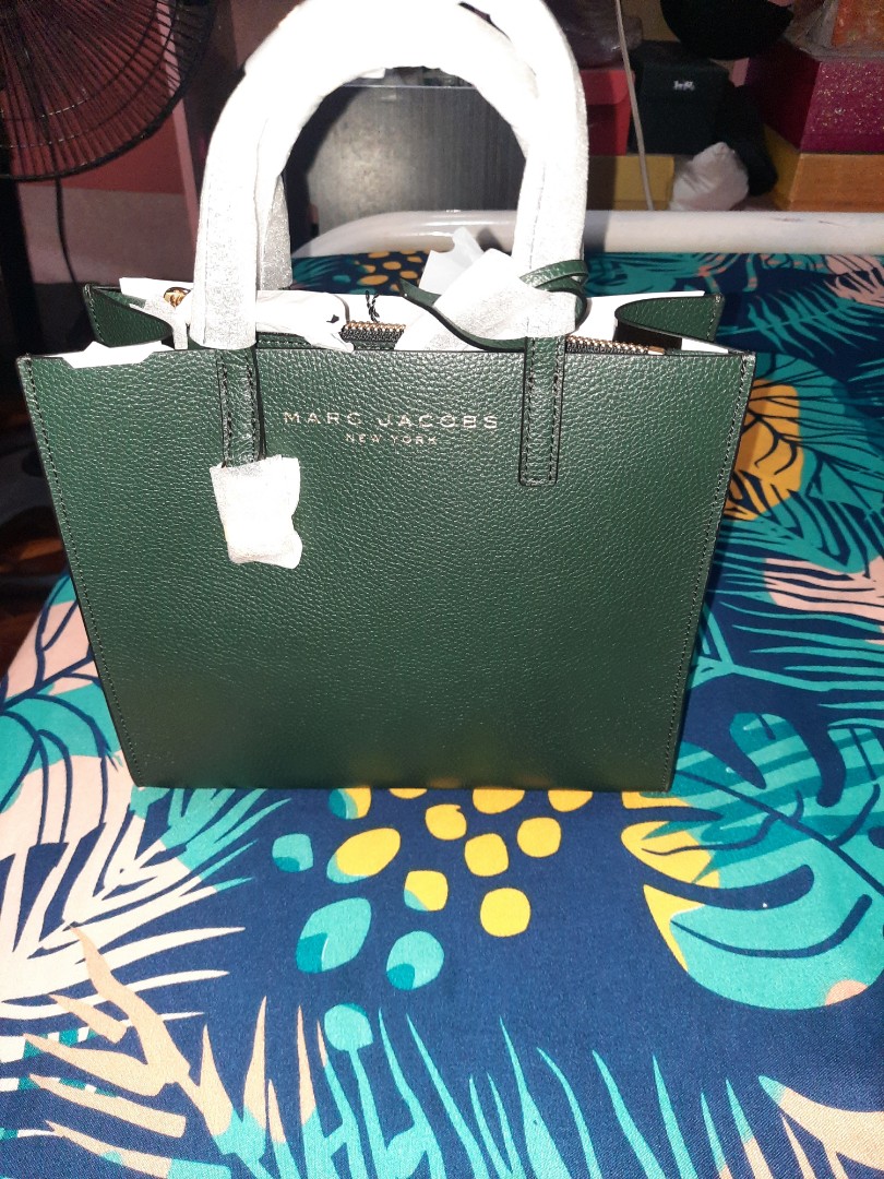 MJ Mini Grind Kombu Green, Women's Fashion, Bags & Wallets, Cross-body ...